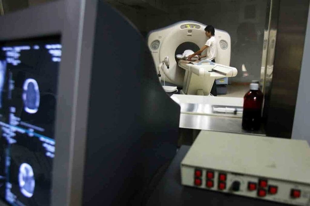 Brain Tumor CT: Detection & Limitations - Liv Hospital